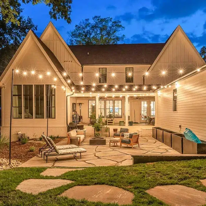 Outdoor Lighting Services Orange County - Optimal Lighting Solutions